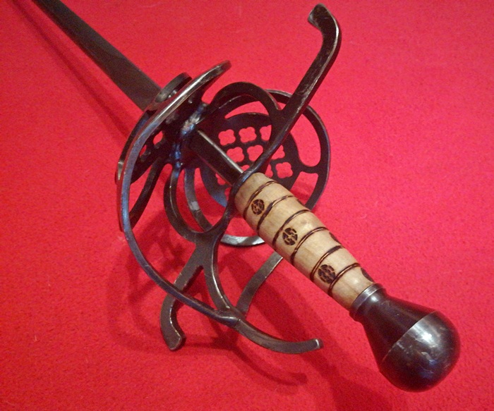 Pike Armory Rapier Review – much more of a “sword” – HEMA Digest